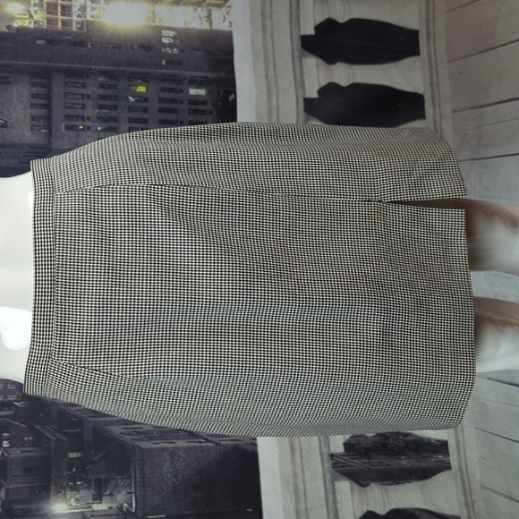 Isaac Hazan | Skirts | Isaac Hazan Sz 8 Lined Vintage Black White ...